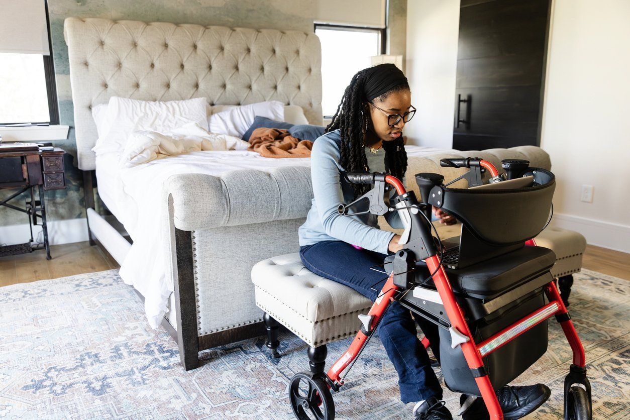 A Caregiver's Checklist For Choosing A Rollator Walker | Trualta