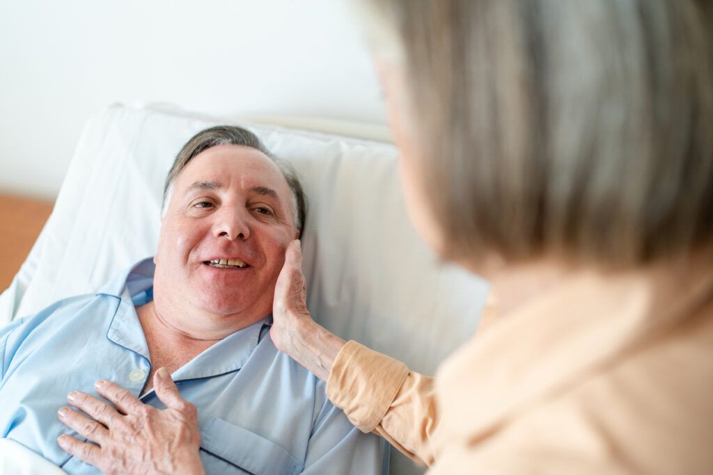 Medical Care vs. Hospice Care: What's The Difference? | Trualta
