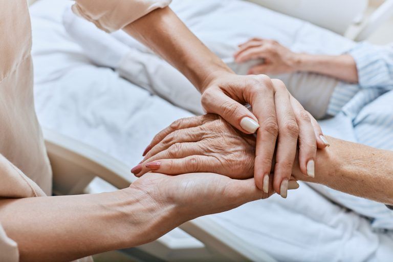 How Long Does The Aggressive Stage Of Dementia Last? | Trualta