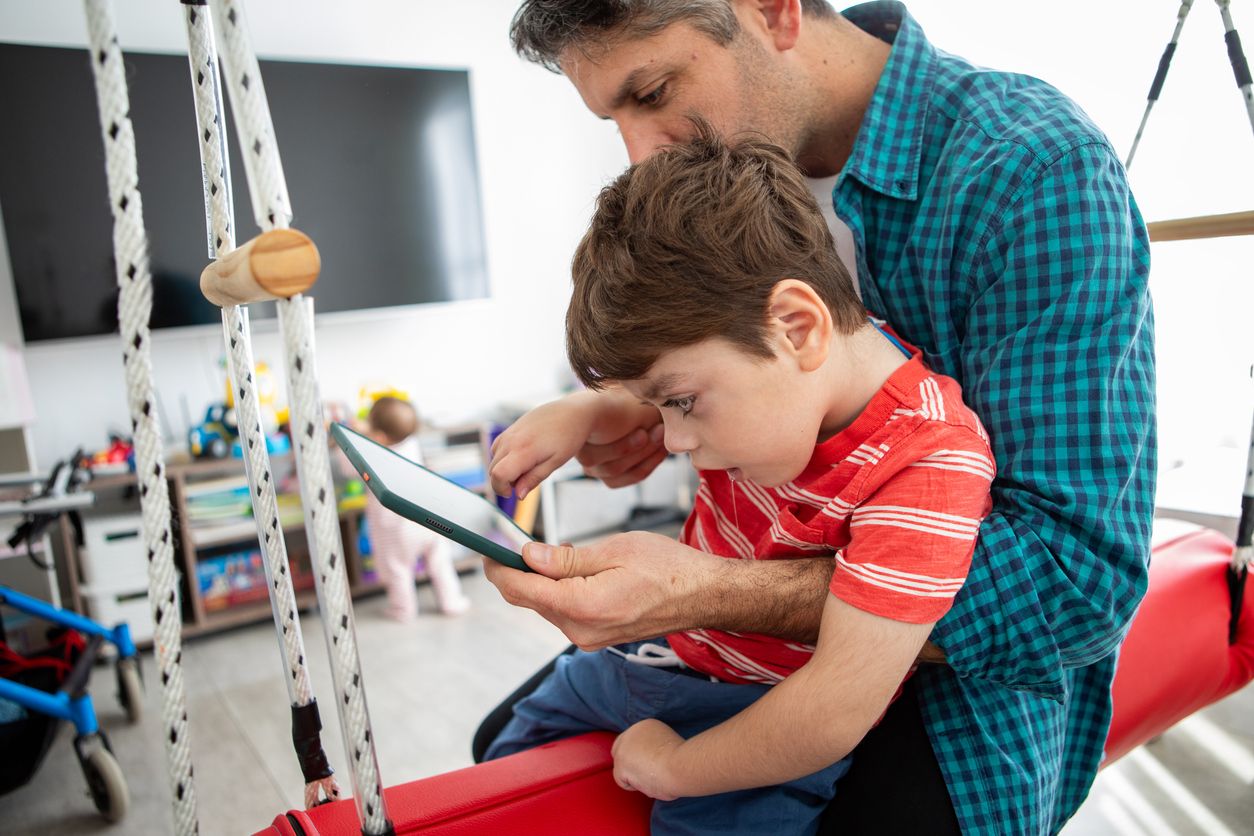 Exploring AAC Devices For Autism With Your Child | Trualta